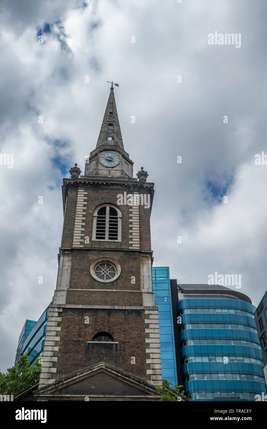 St Botolph Without Aldgate Church Stock Photo - Alamy