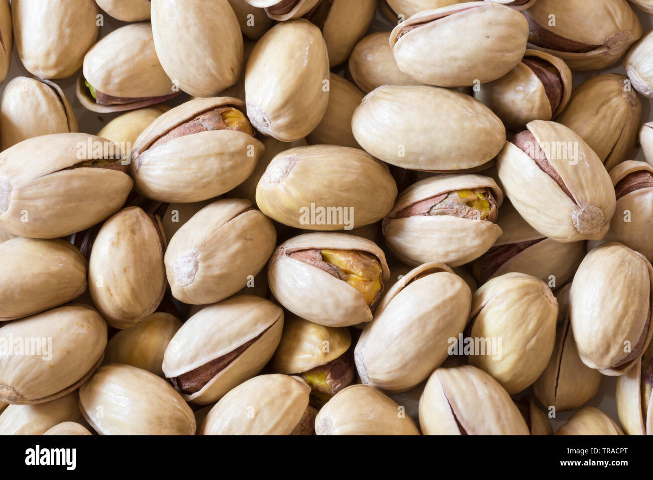 Shelled roasted pistachios hi-res stock photography and images - Alamy