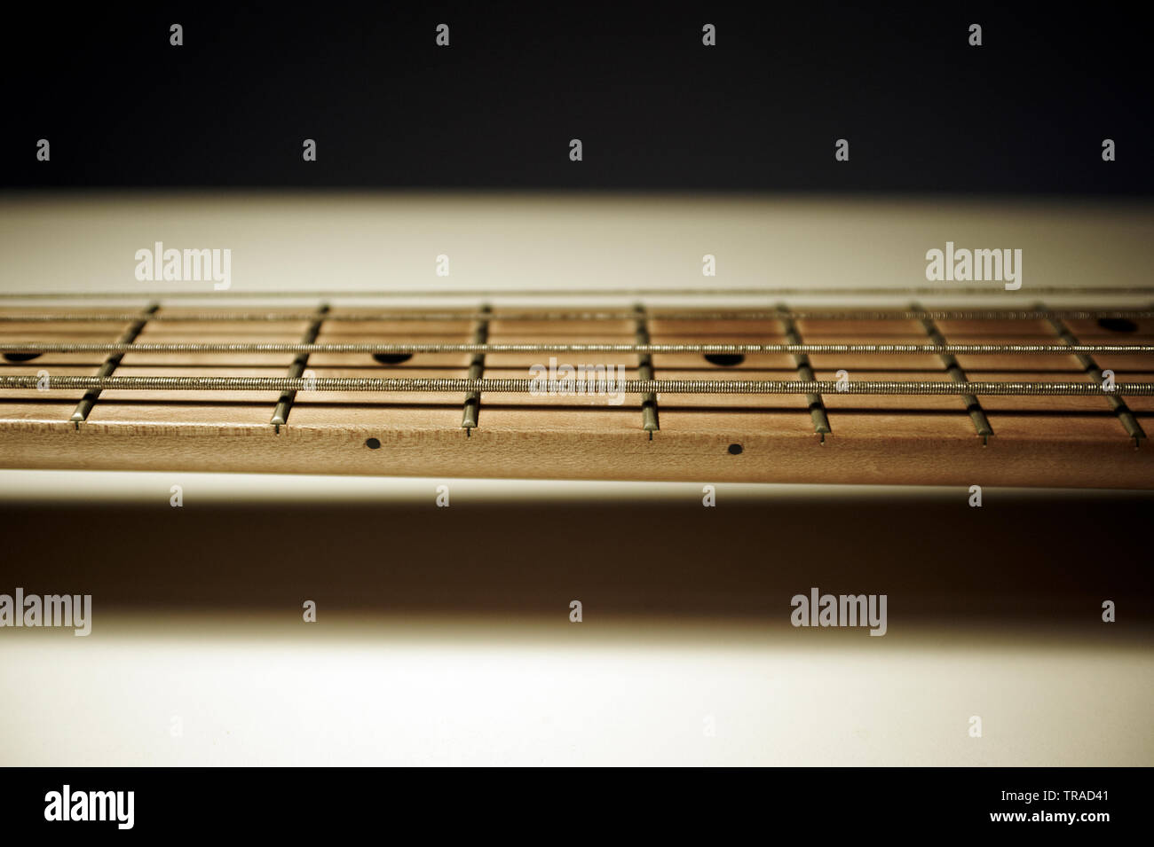4 string bass guitar hi-res stock photography and images - Alamy