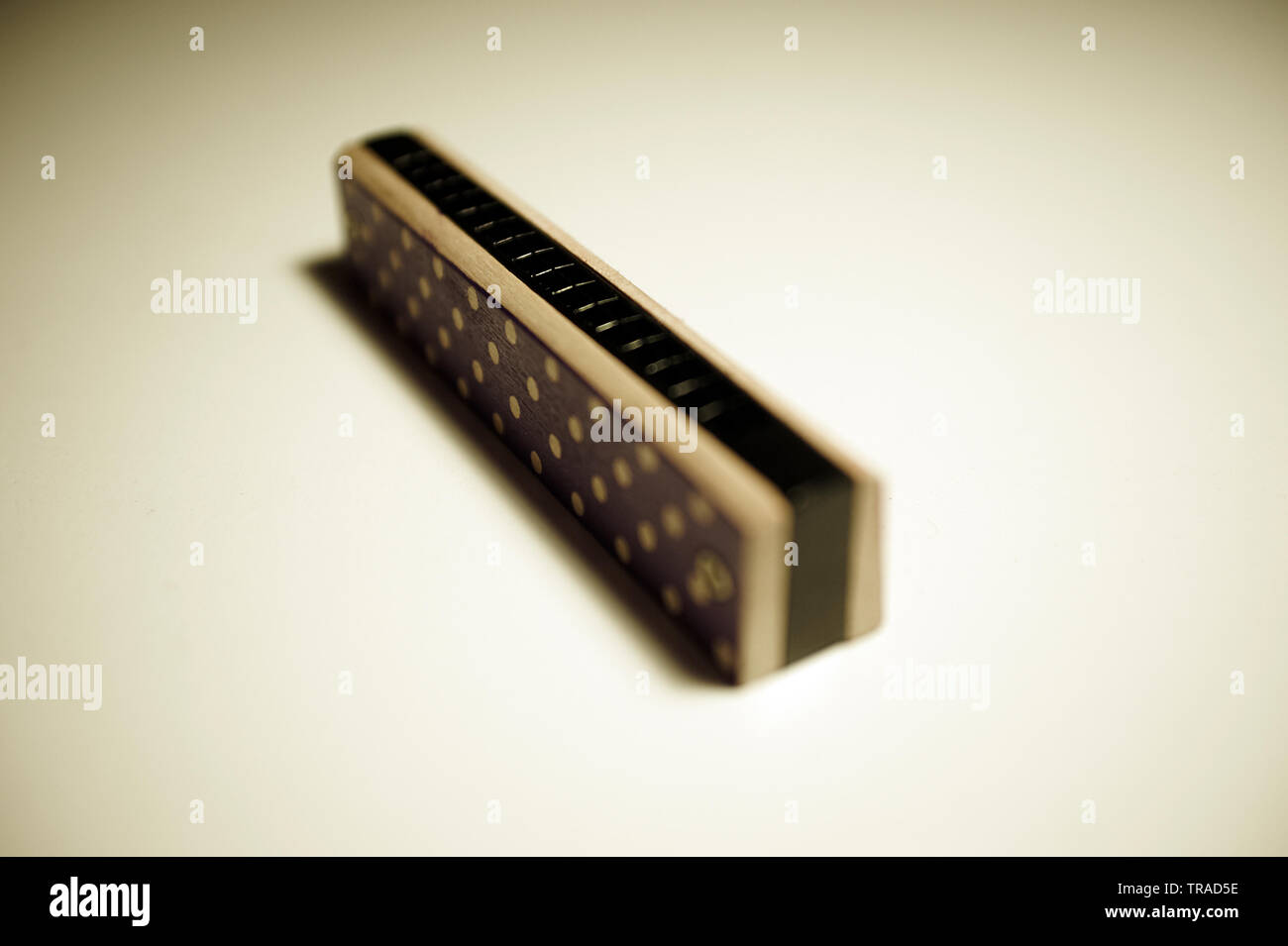 Small harmonica hi-res stock photography and images - Alamy