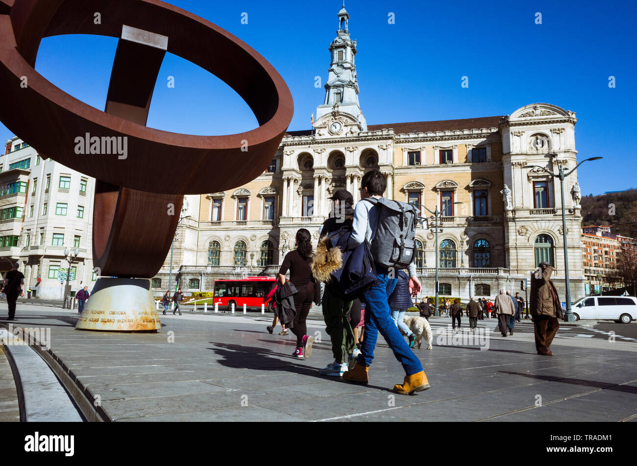 Bilbao, Biscay, Basque Country, Spain : People walk past the sculpture ...