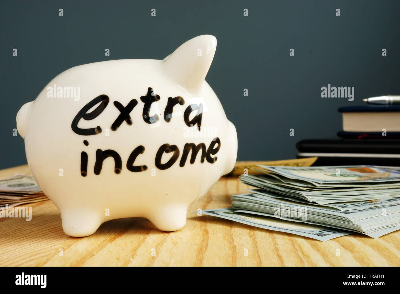 Earn extra income hi-res stock photography and images - Alamy