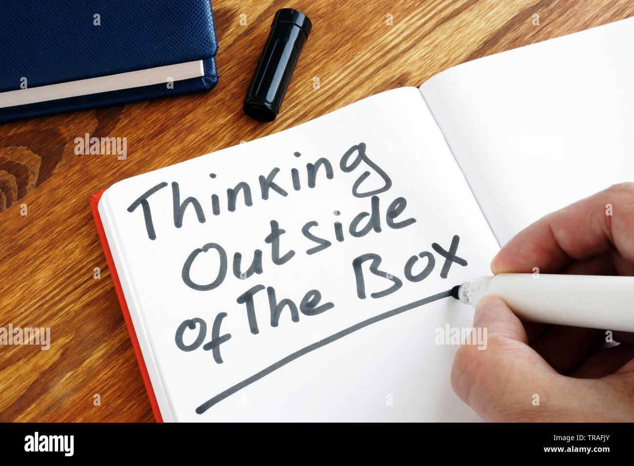 Thinking out of the box hi-res stock photography and images - Alamy