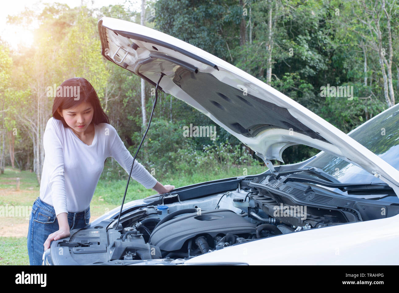 Car open bonnet mechanic hi-res stock photography and images - Alamy