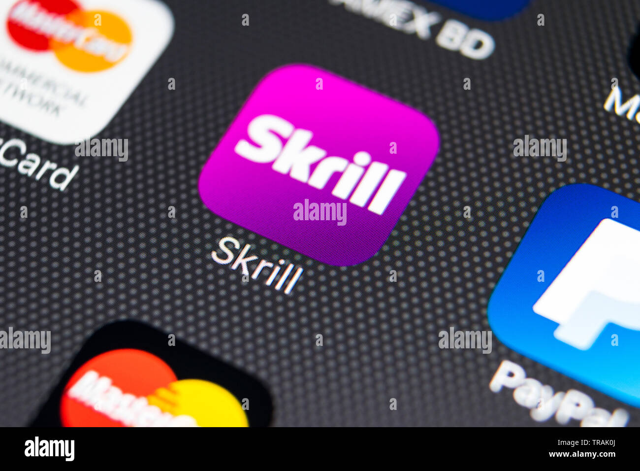 Skrill icon hi-res stock photography and images - Alamy