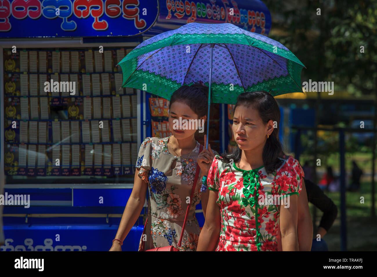 Myanmar girl traditional thanakha burmese hi-res stock photography and ...