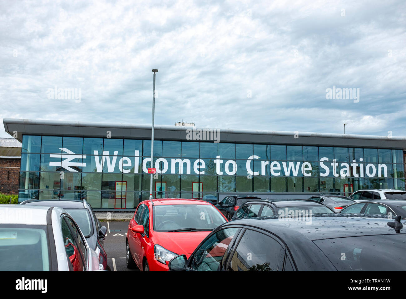 Entrance and Welcome to Crewe railway station, Crewe Cheshire UK Stock ...
