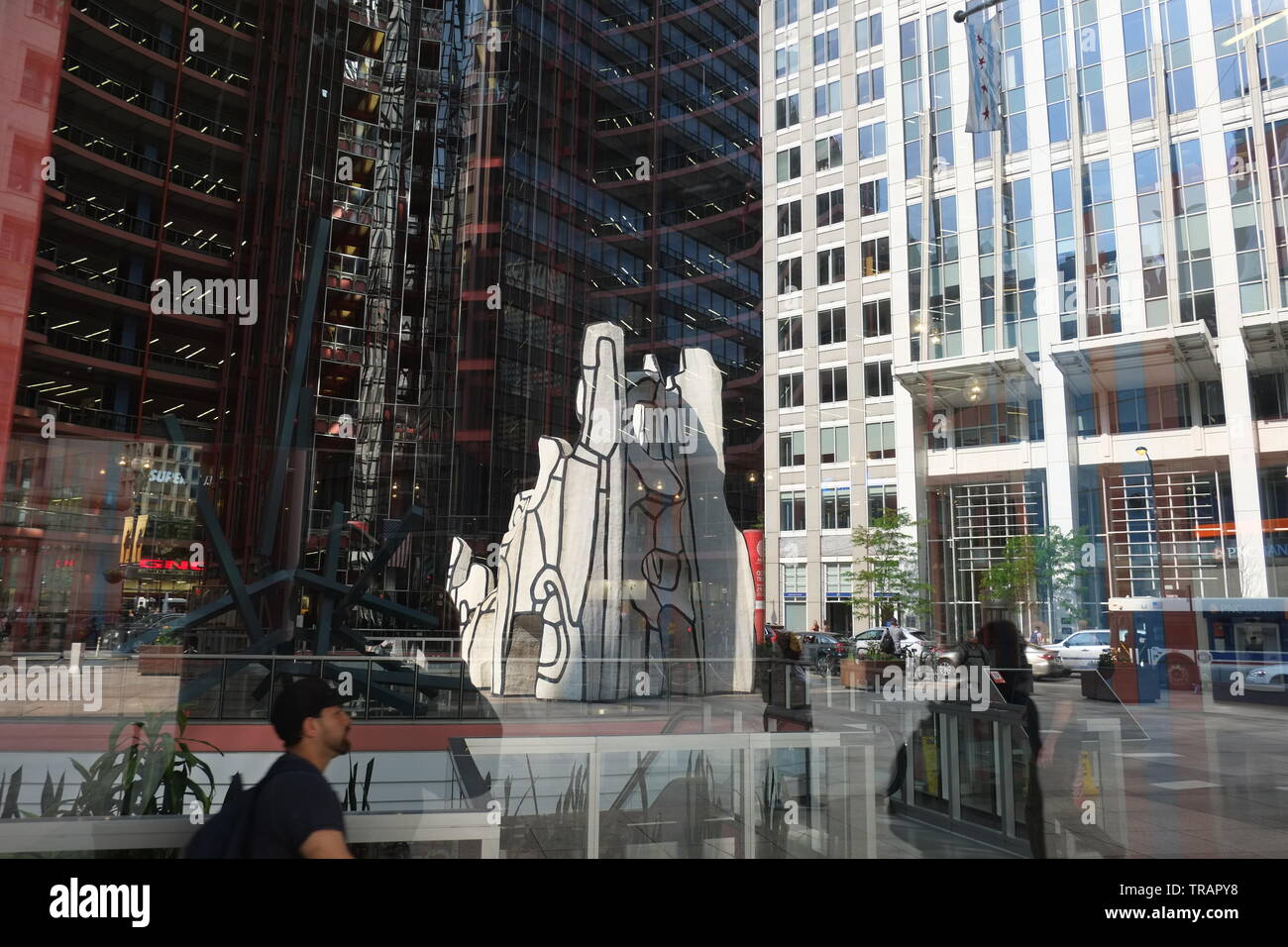 Monument with standing beast chicago hi-res stock photography and ...