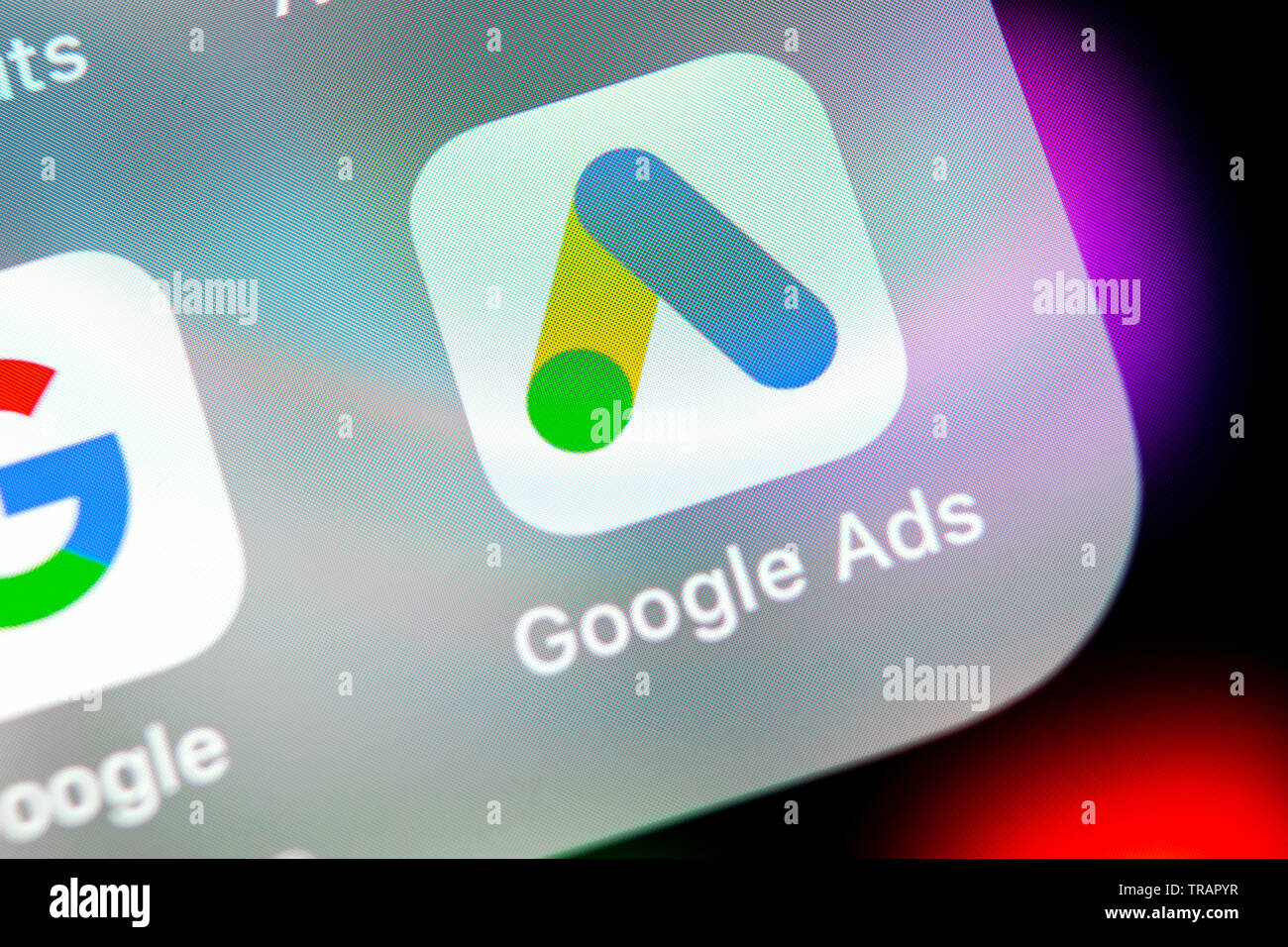 Google ads logo hi-res stock photography and images - Alamy