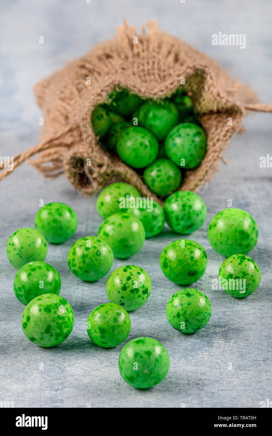 Green Candy Chickpeas; Roasted chickpeas covered in chocolate, fruit ...