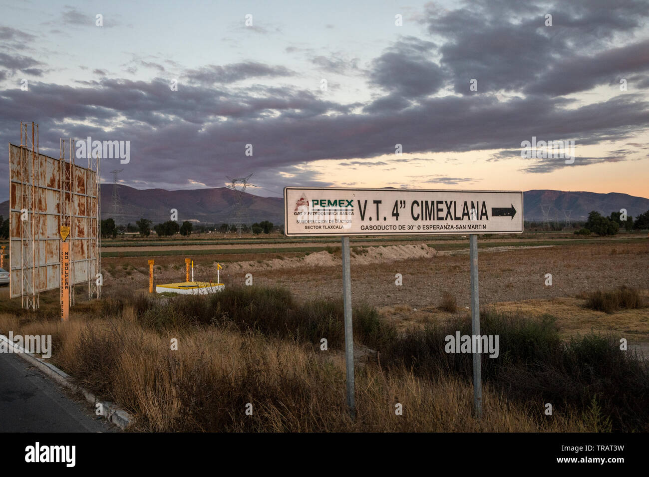 Gas duct under construction hi-res stock photography and images - Alamy