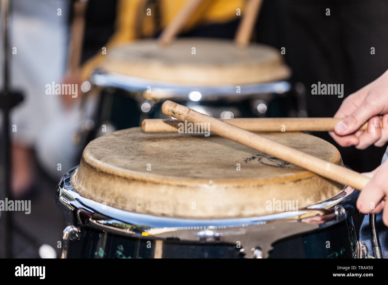 musicians playing bongo drums Stock Photo - Alamy