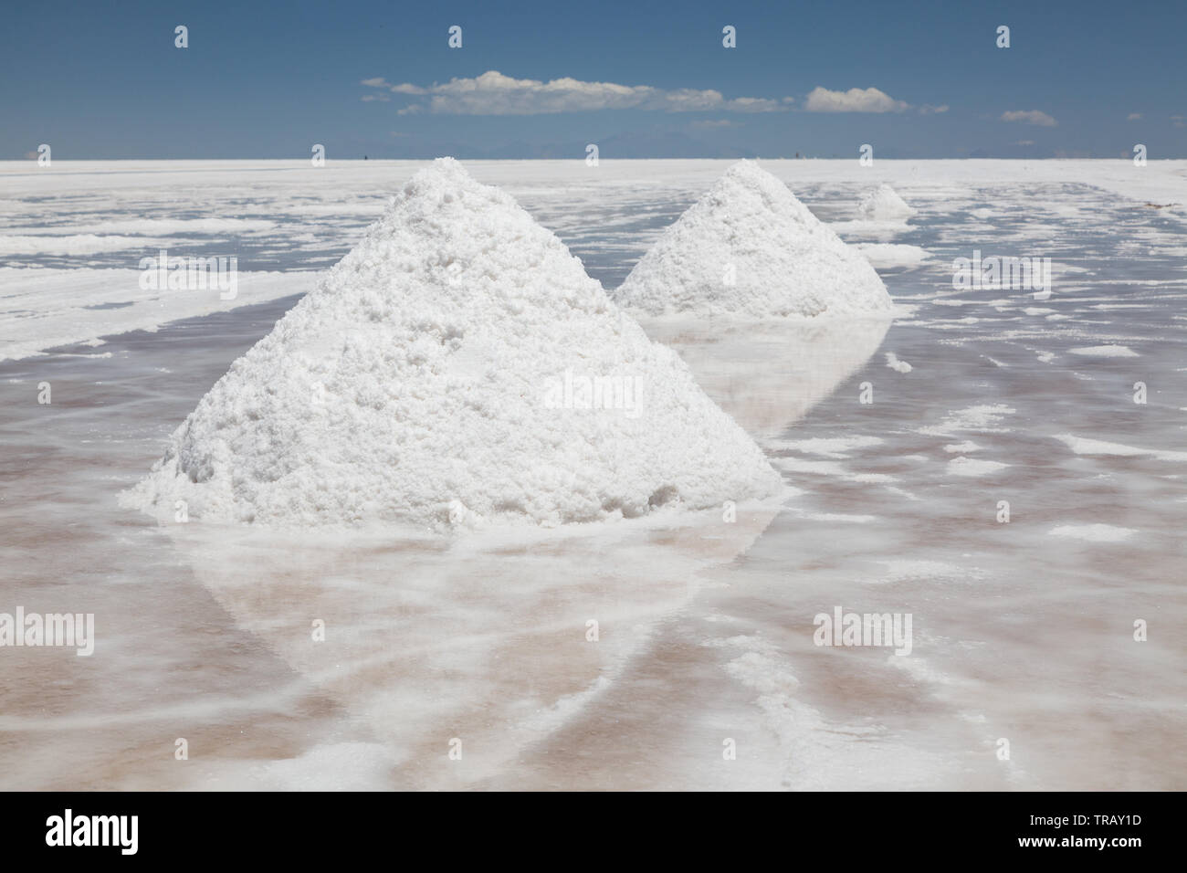 Salt stacked hi-res stock photography and images - Alamy