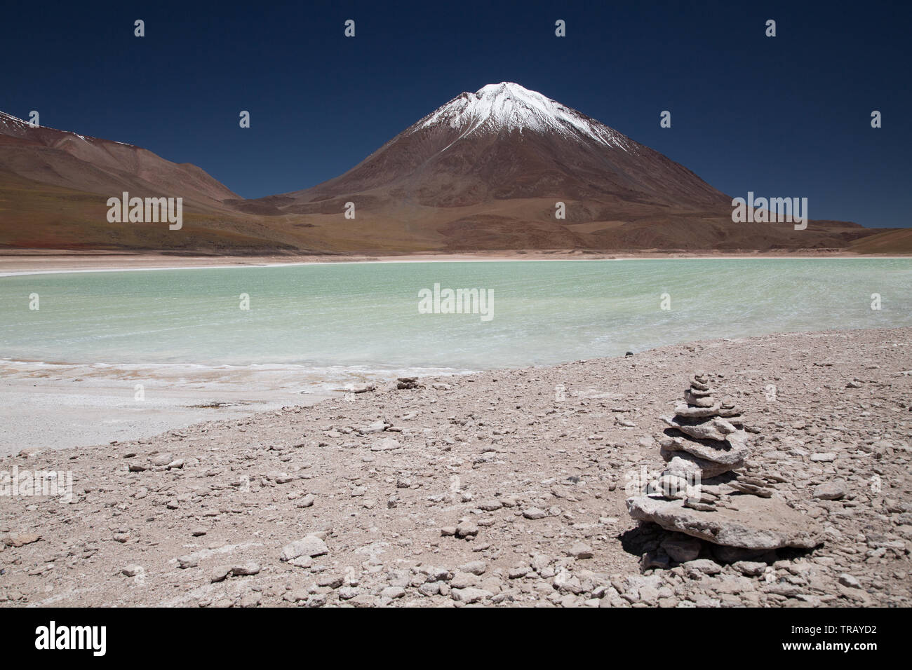 Laguna verde hi-res stock photography and images - Alamy