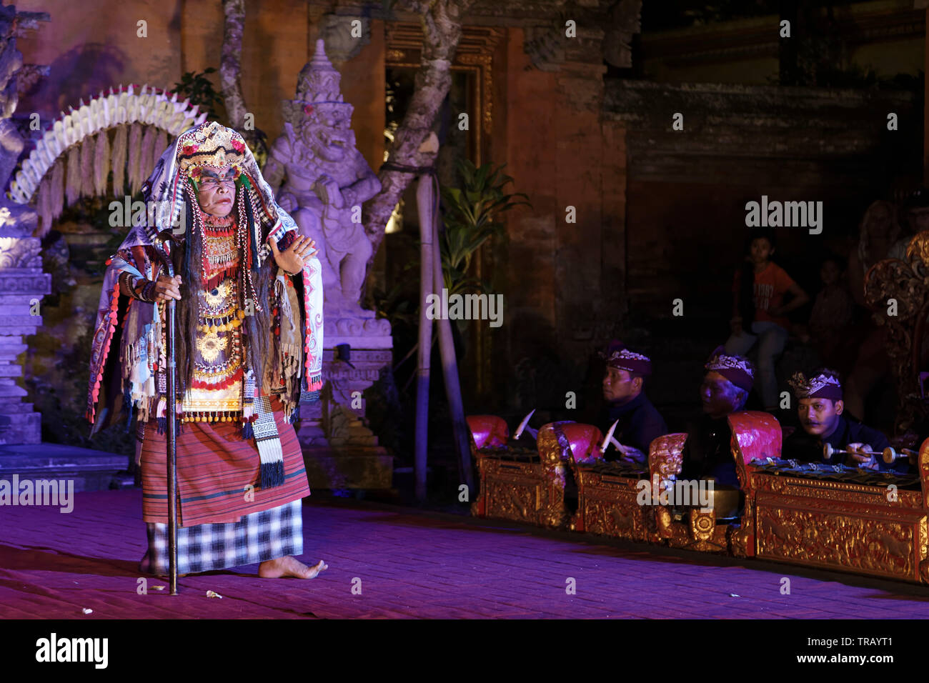 Ubud, Bali, Indonesia. 24th May, 2019. Giant monster Rangda ...