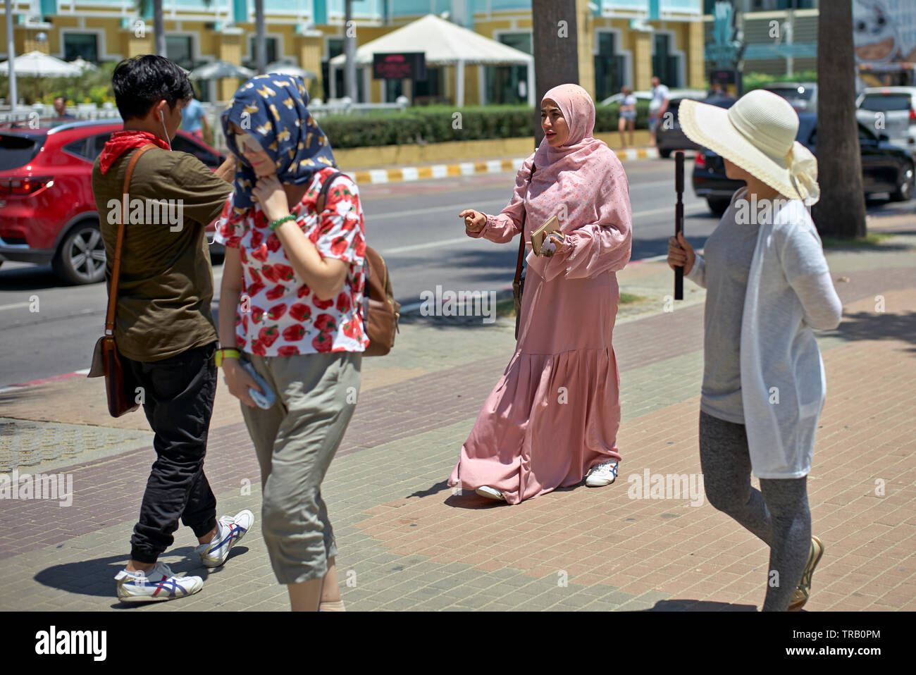 Filming using camera hi-res stock photography and images - Alamy