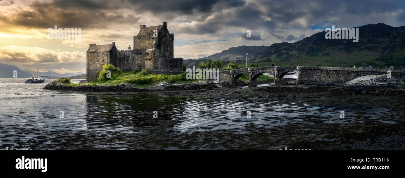 Elian Donan Castle, Scottish Highland, UK Stock Photo - Alamy