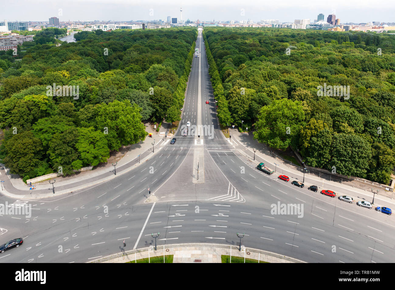 Tiergarten and Berlin city skyline, Germany Stock Photo - Alamy