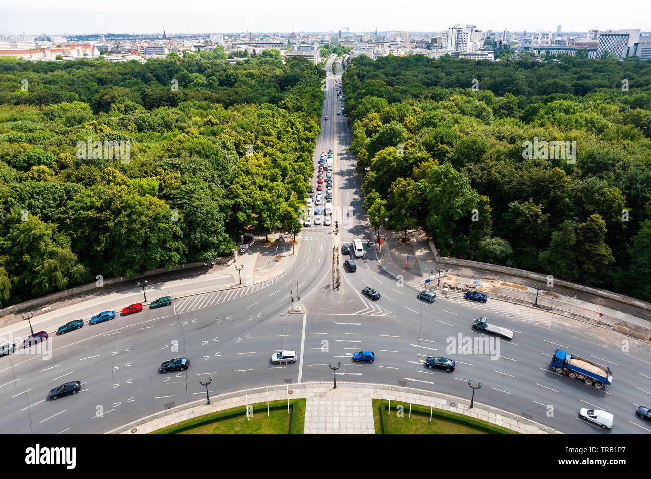 Tiergarten and Berlin city skyline, Germany Stock Photo - Alamy
