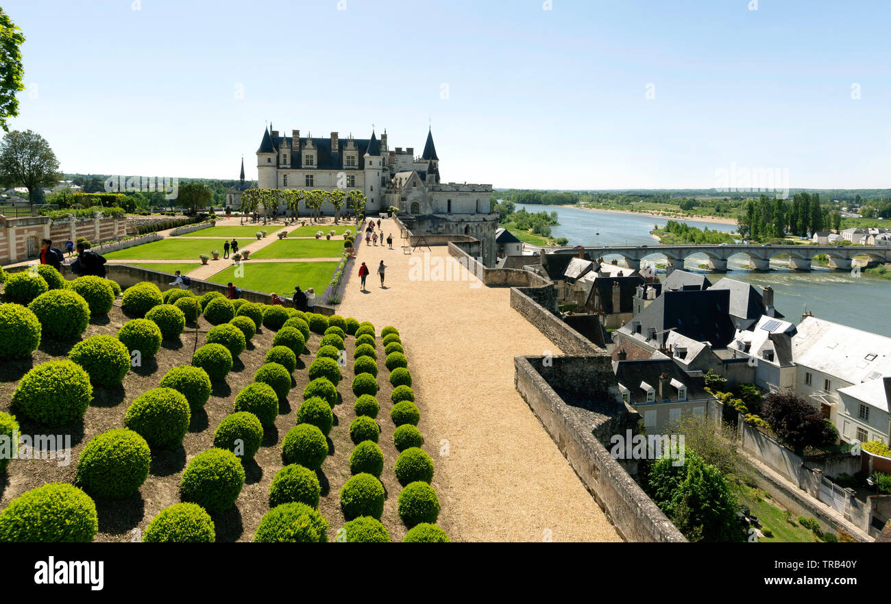 Gardens of Renaissance castle of Amboise, Loire Valley, Unesco World ...