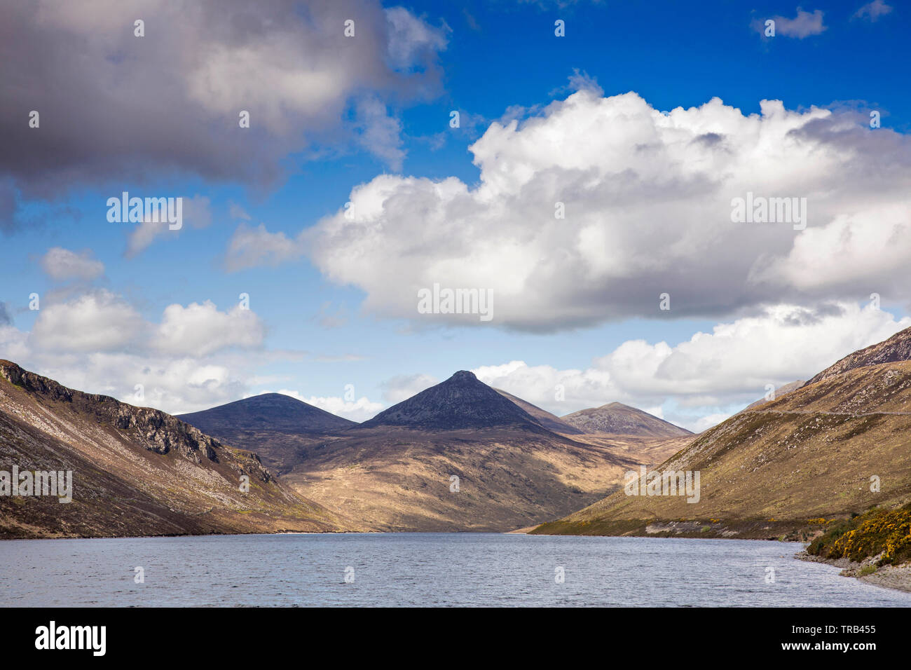 Northern Ireland, Co Down, High Mournes, Silent Valley, peak of Slieve ...