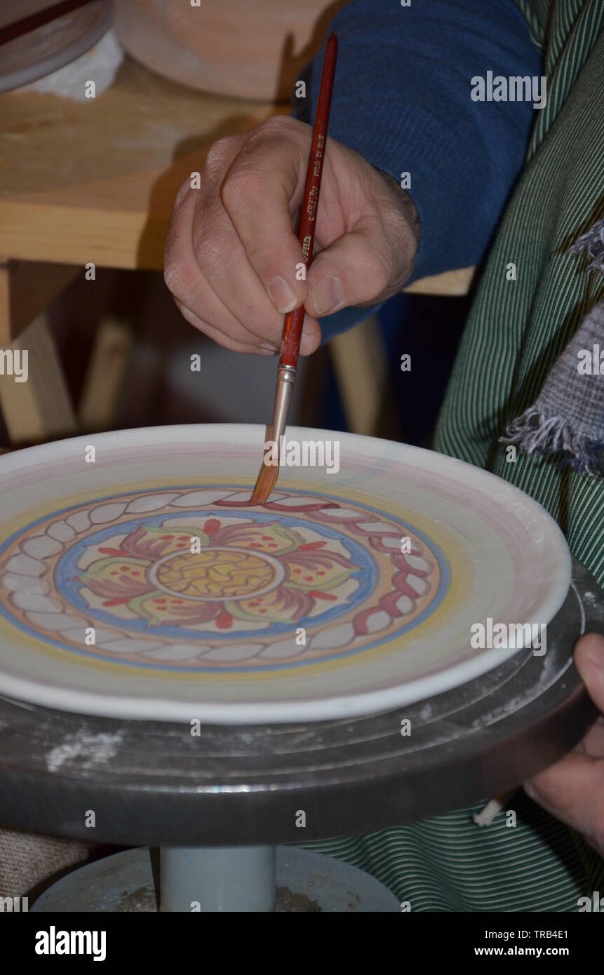 Traditional painting of a dish Stock Photo - Alamy