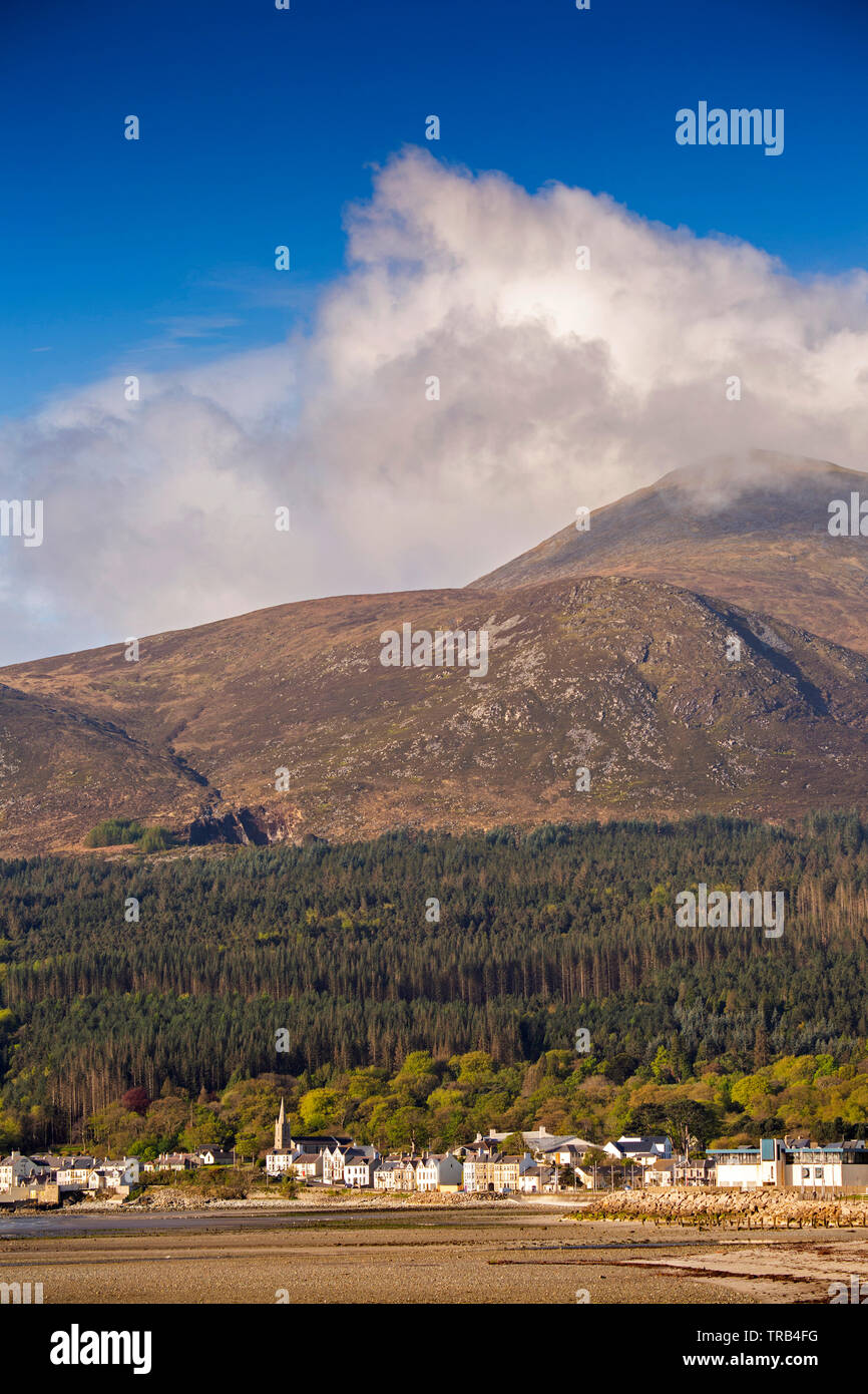 Northern Ireland, Co Down, Newcastle, seafront buildings below Slieve ...