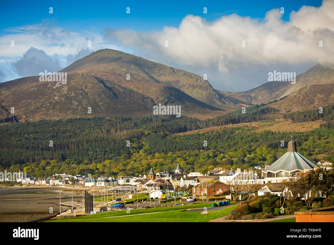 Northern Ireland, Co Down, Newcastle, seafront buildings below Slieve ...