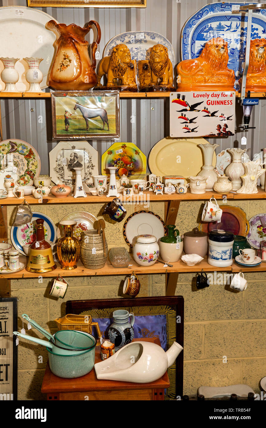 Irish antique shop hi-res stock photography and images - Alamy