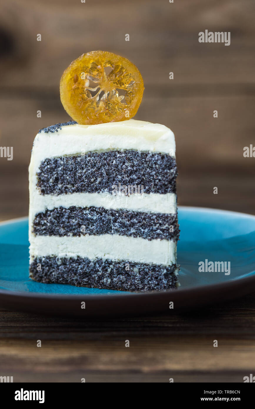 Poppy seed torte hi-res stock photography and images - Alamy