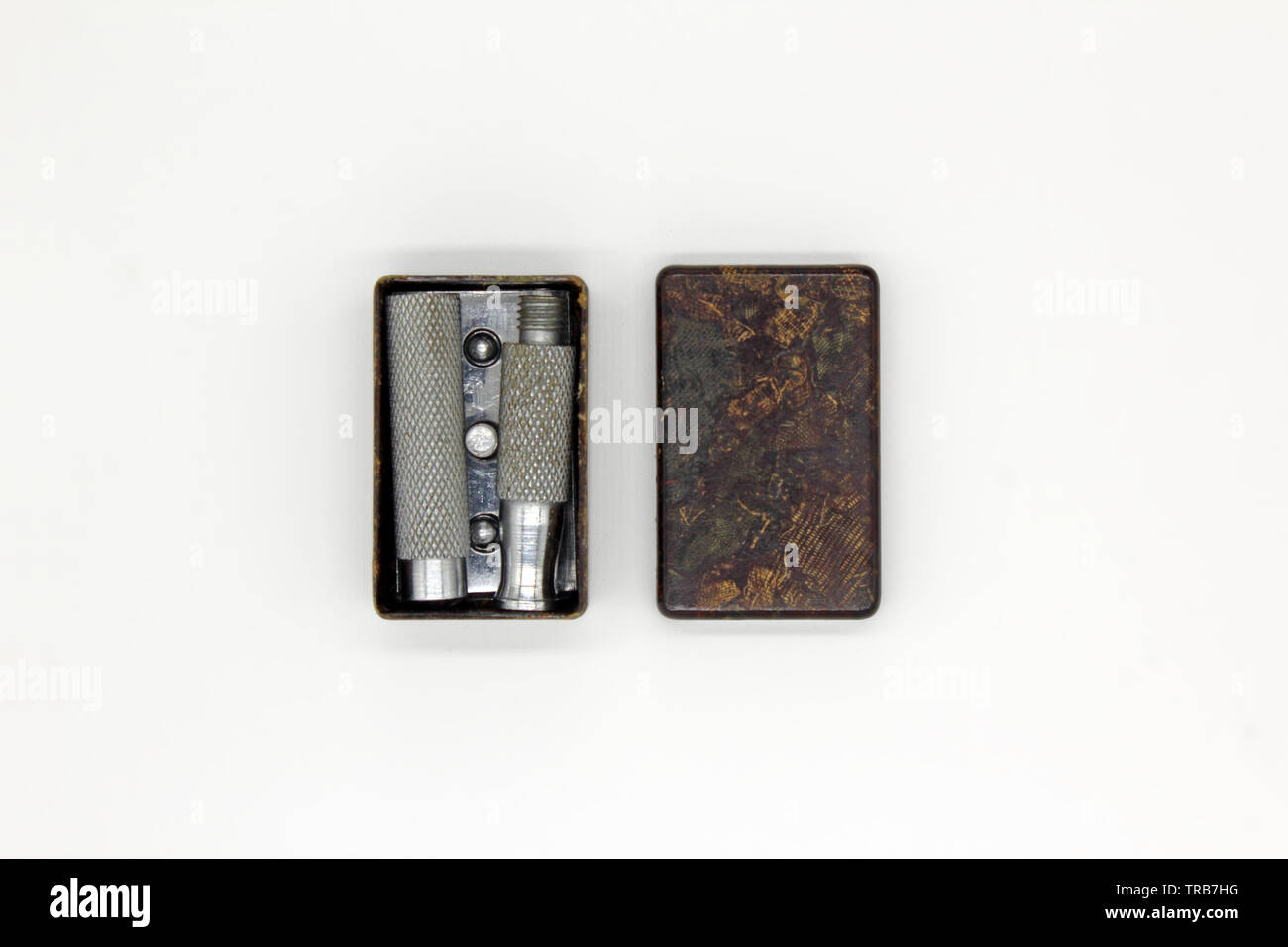 Antique shaving kit hi-res stock photography and images - Alamy