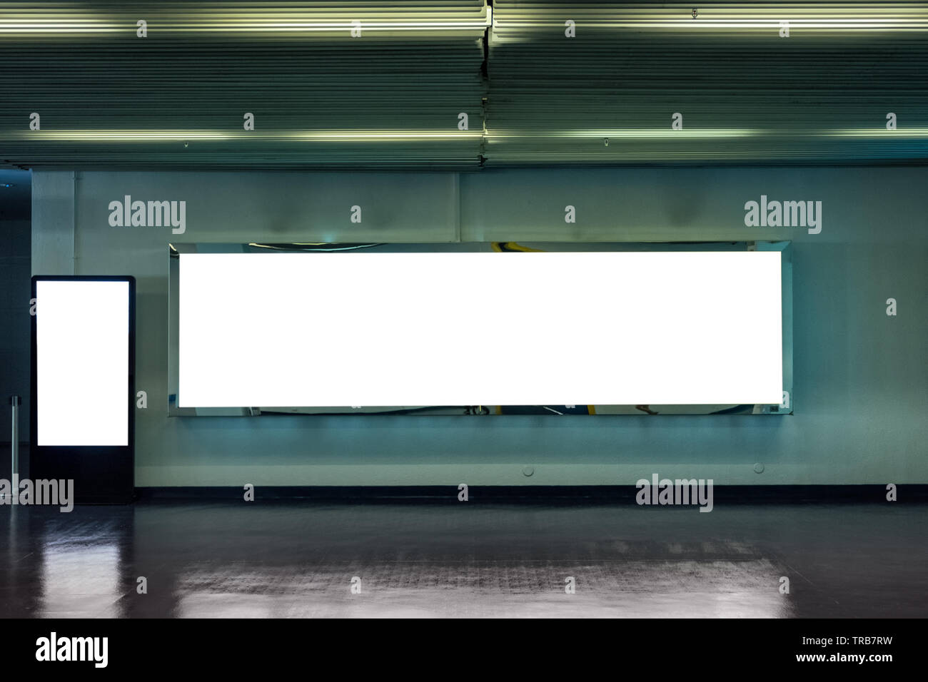 Mock up signboard hi-res stock photography and images - Alamy