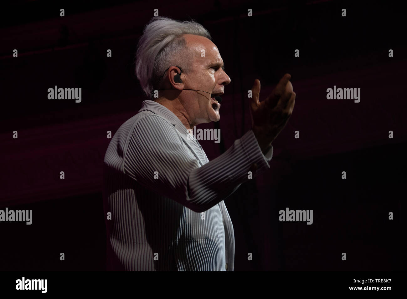 Humans Lib High Resolution Stock Photography and Images - Alamy