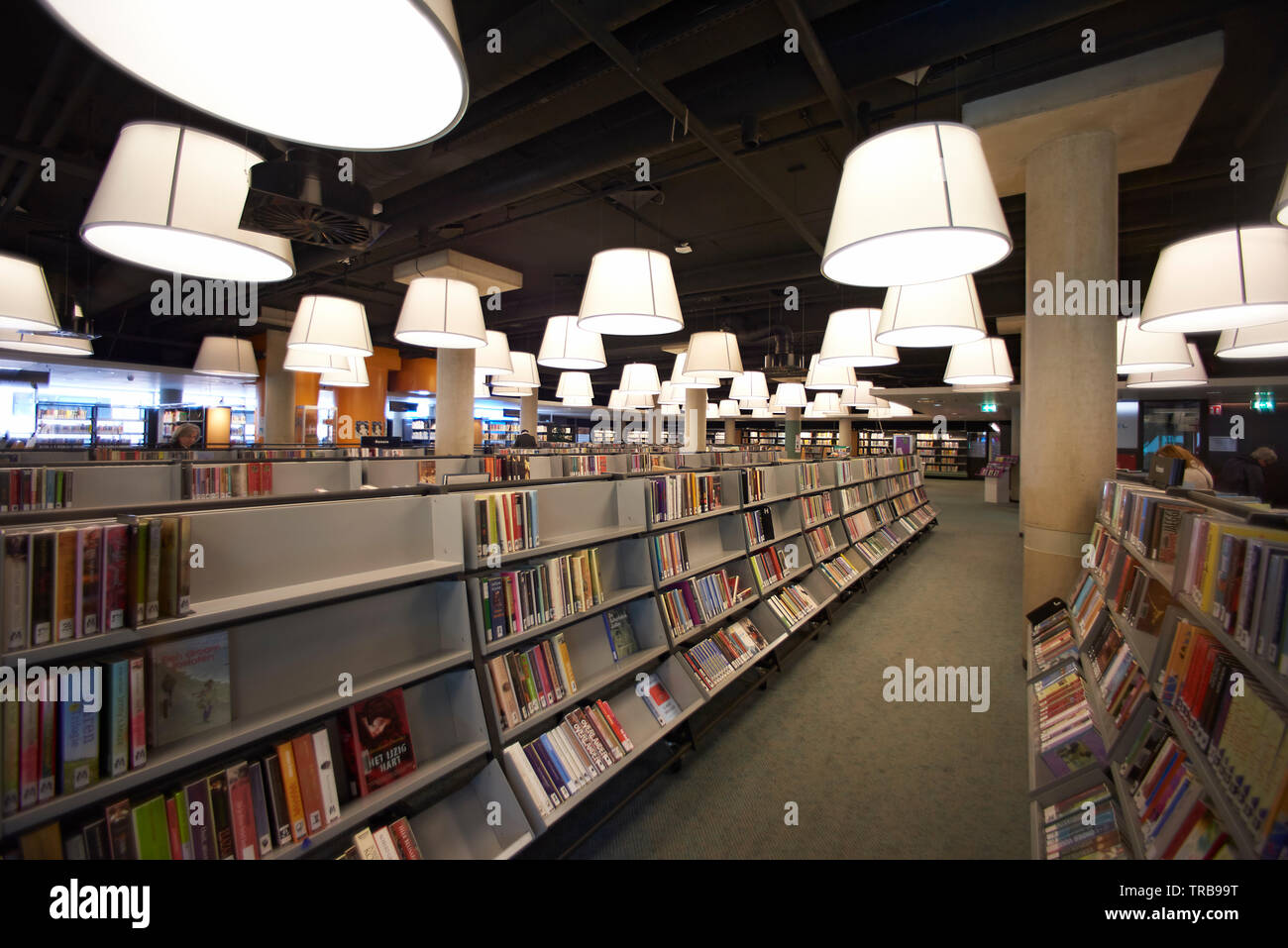 Interior of the amazing Rotterdam library in the city centre Stock ...