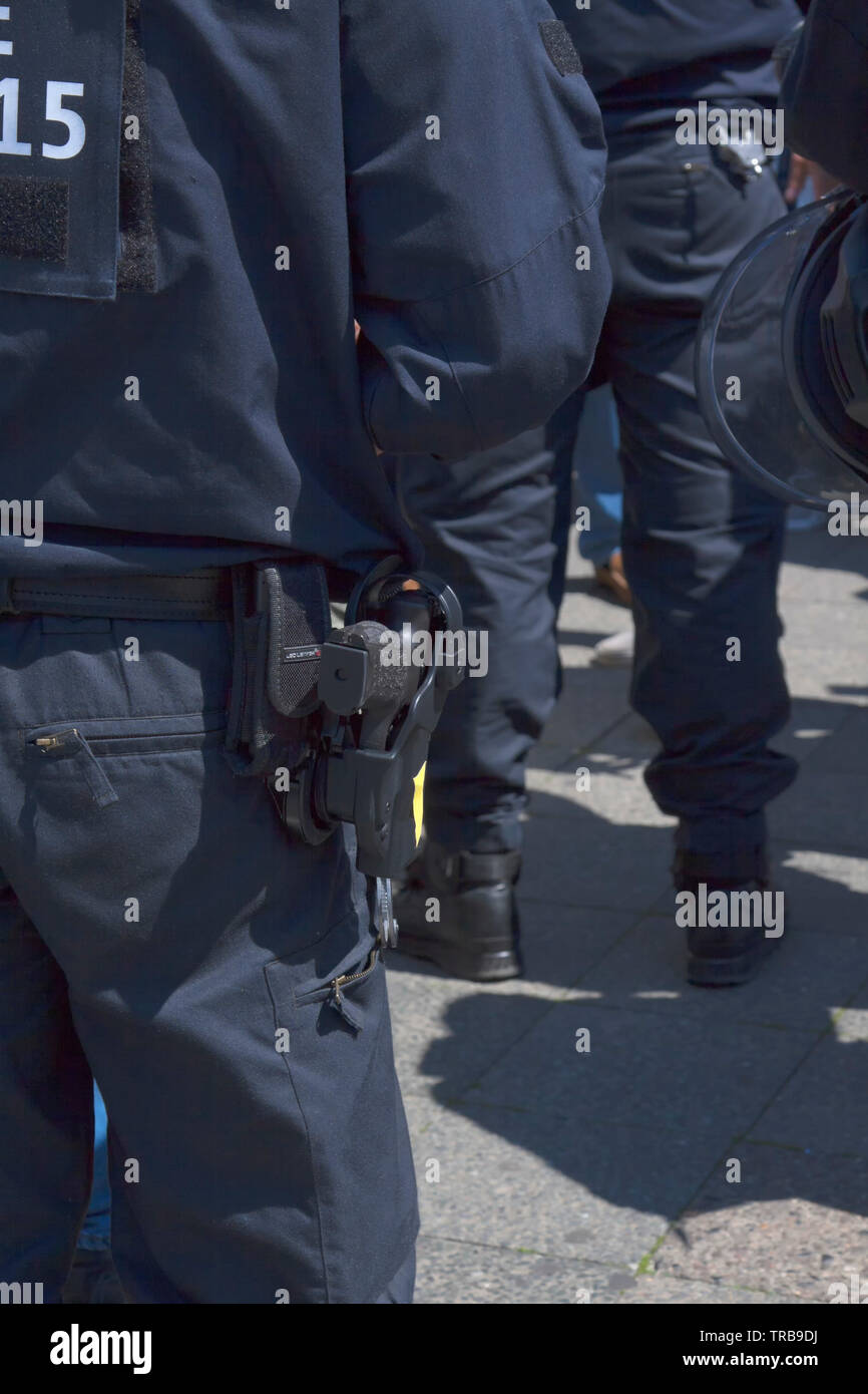 German police uniforms hi-res stock photography and images - Alamy