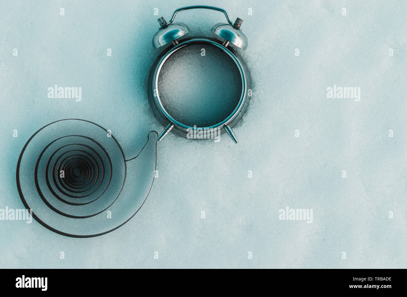 Broken alarm clock hi-res stock photography and images - Alamy