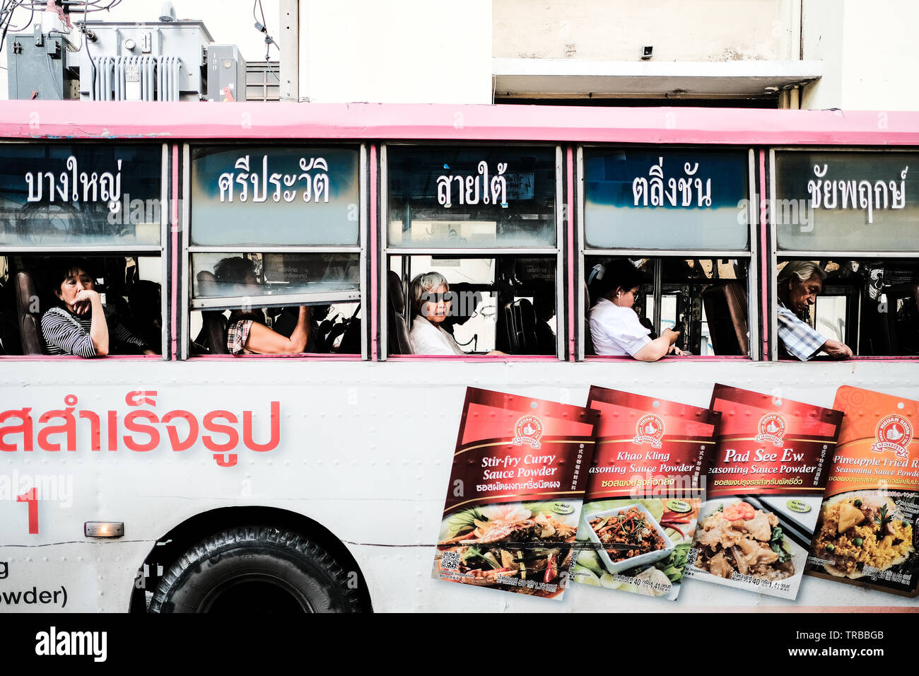 Bangkok bus hi-res stock photography and images - Alamy