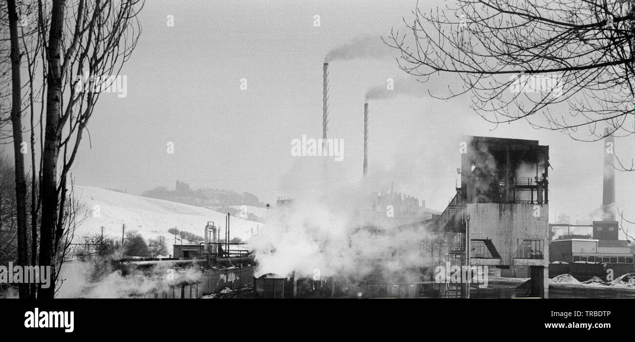 Coalite hi-res stock photography and images - Alamy