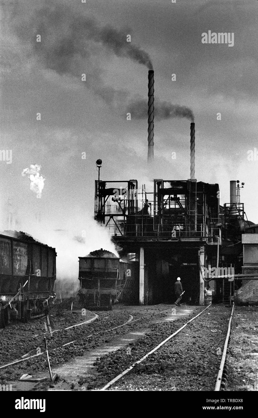 Coalite hi-res stock photography and images - Alamy