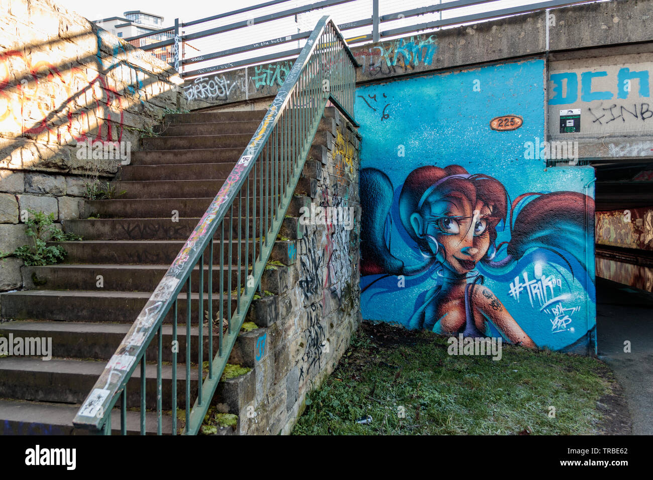 Graffiti leeds hi-res stock photography and images - Alamy