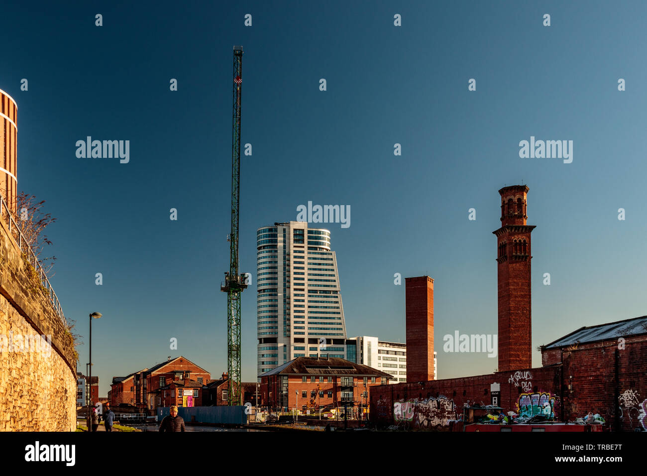 View of the Bridgewater Place building from the canal basin Stock Photo ...