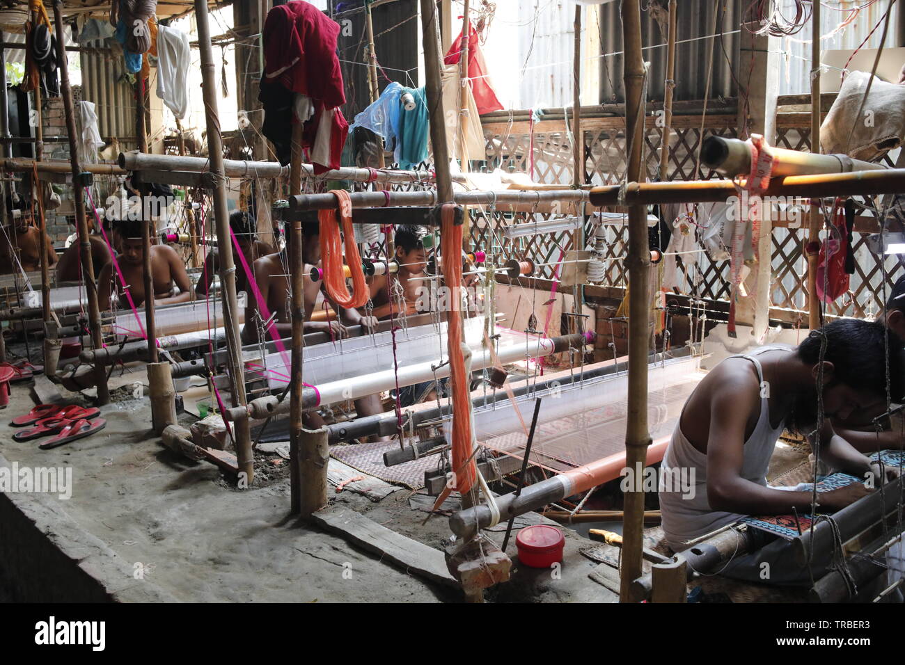 Jamdani is a fine muslin textile of Bengal, produced for centuries in ...