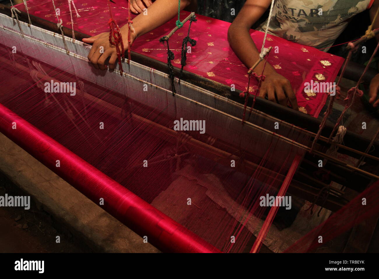 Jamdani is a fine muslin textile of Bengal, produced for centuries in ...