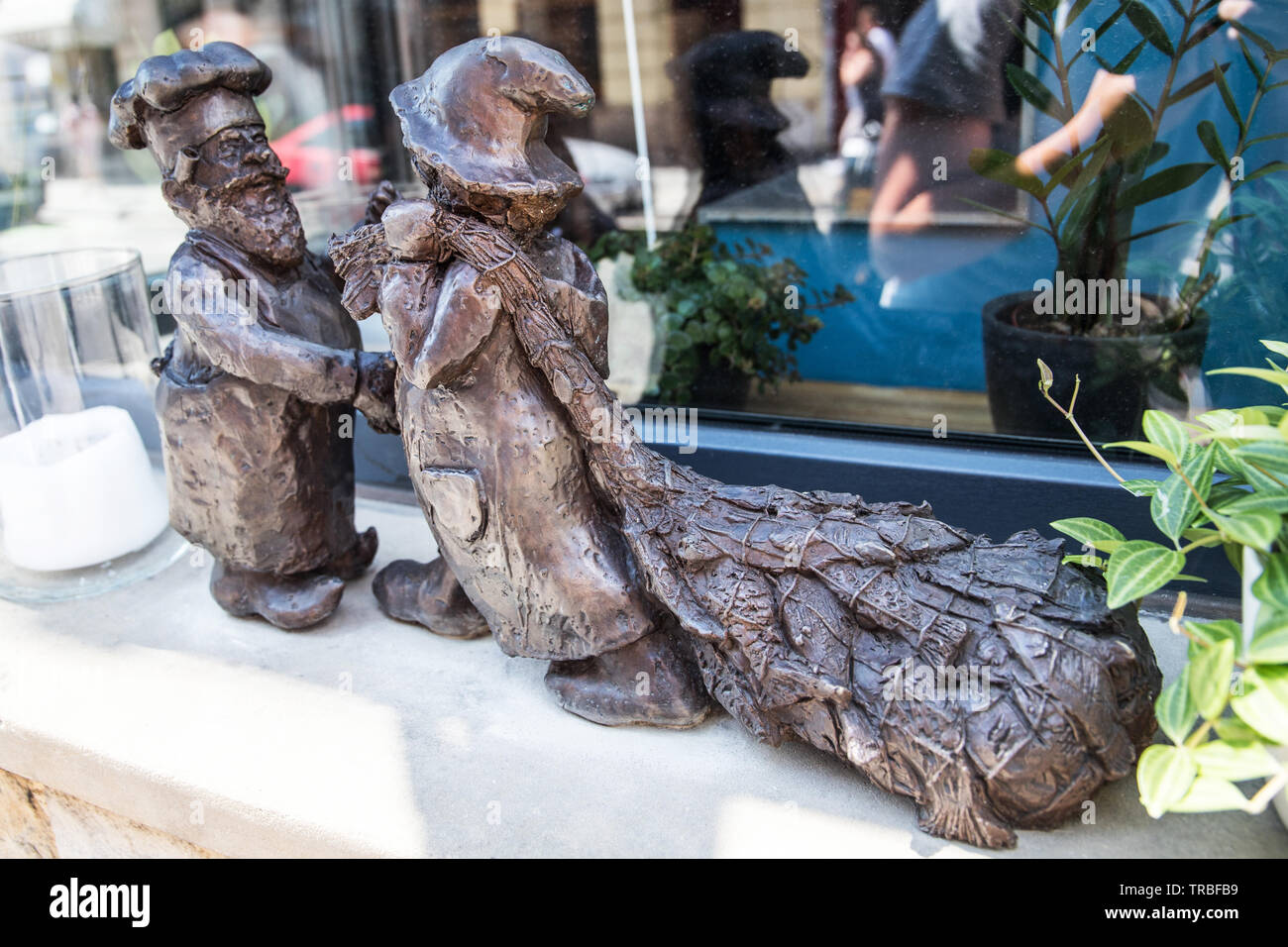 bronze dwarfs gnomes sculpture, symbol of Wroclaw city, Poland Stock ...