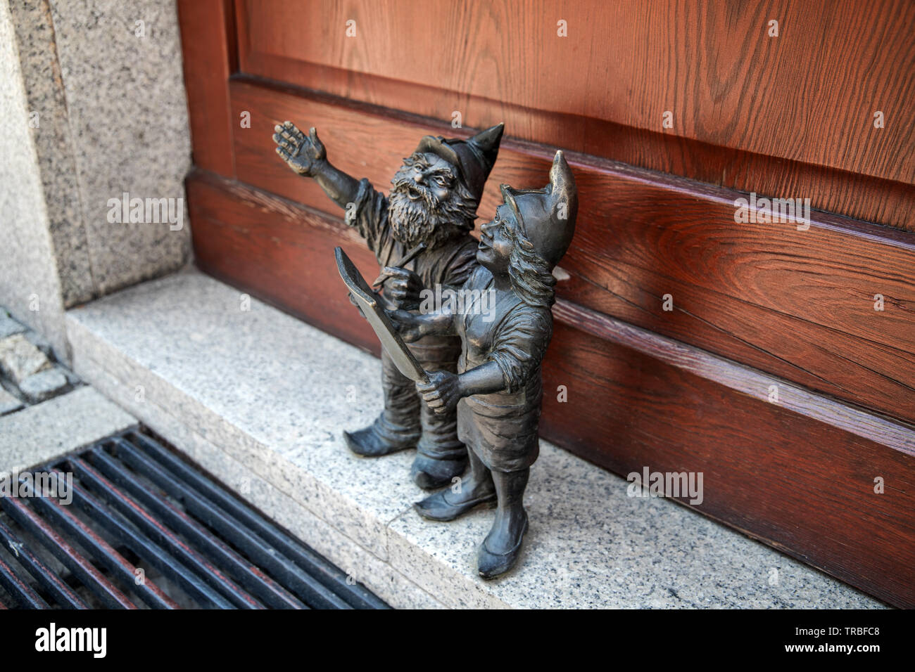 bronze dwarfs gnomes sculpture, symbol of Wroclaw city, Poland Stock ...