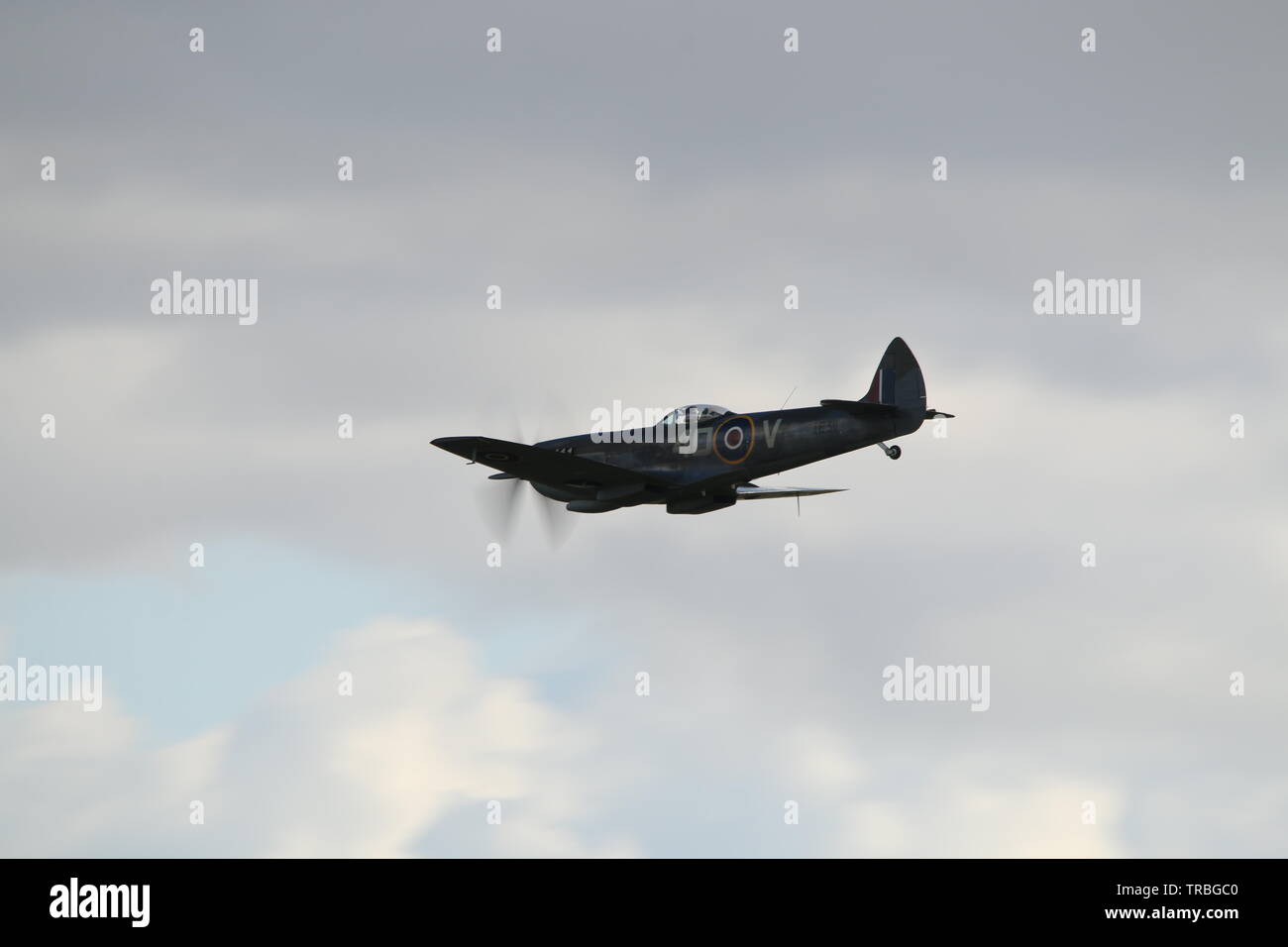 Low Flying Spitfire High Resolution Stock Photography and Images - Alamy