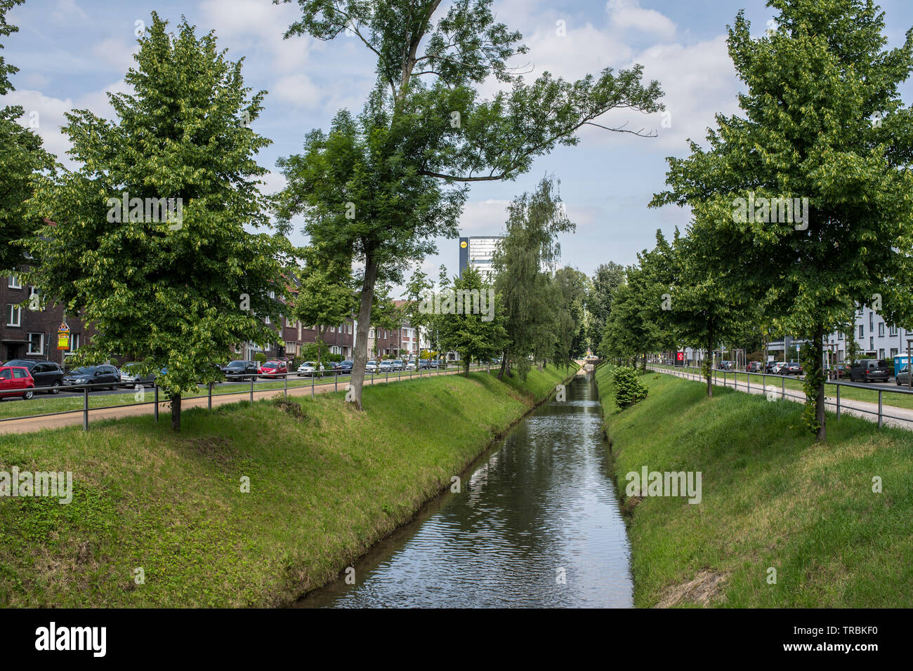 Duesseldorf, Moersenbroich with the ARAG tower, Germany Stock Photo - Alamy