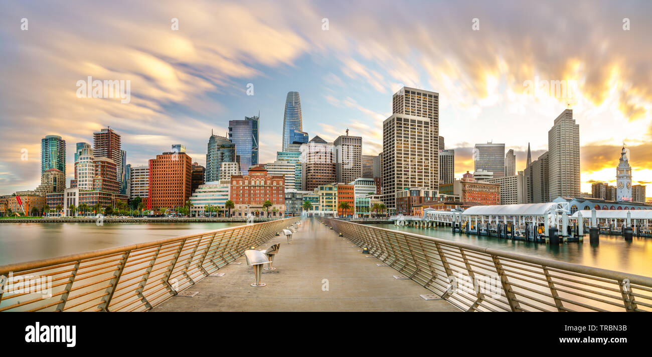 Pier 14 san francisco hi-res stock photography and images - Alamy