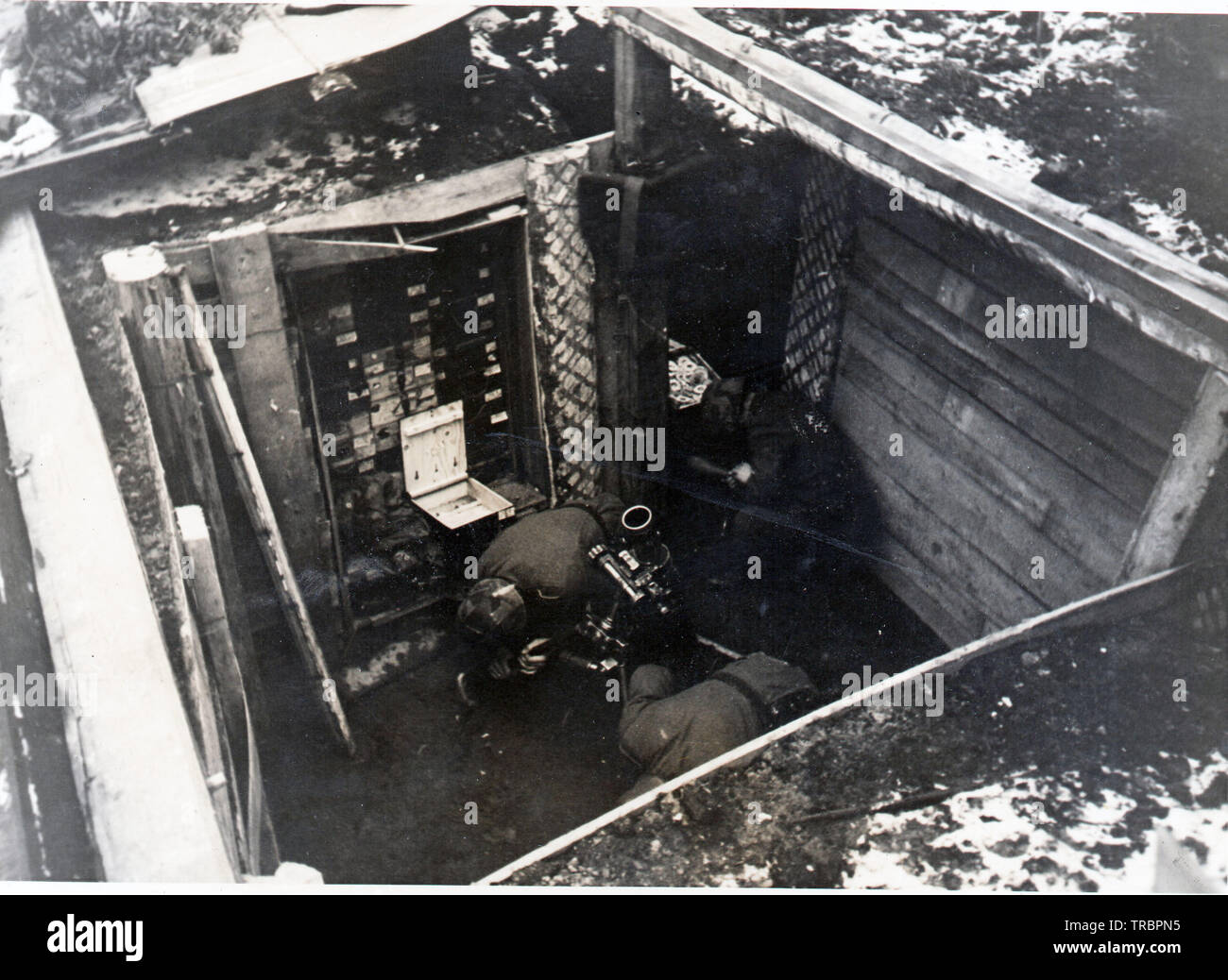 German mortar crew hi-res stock photography and images - Alamy