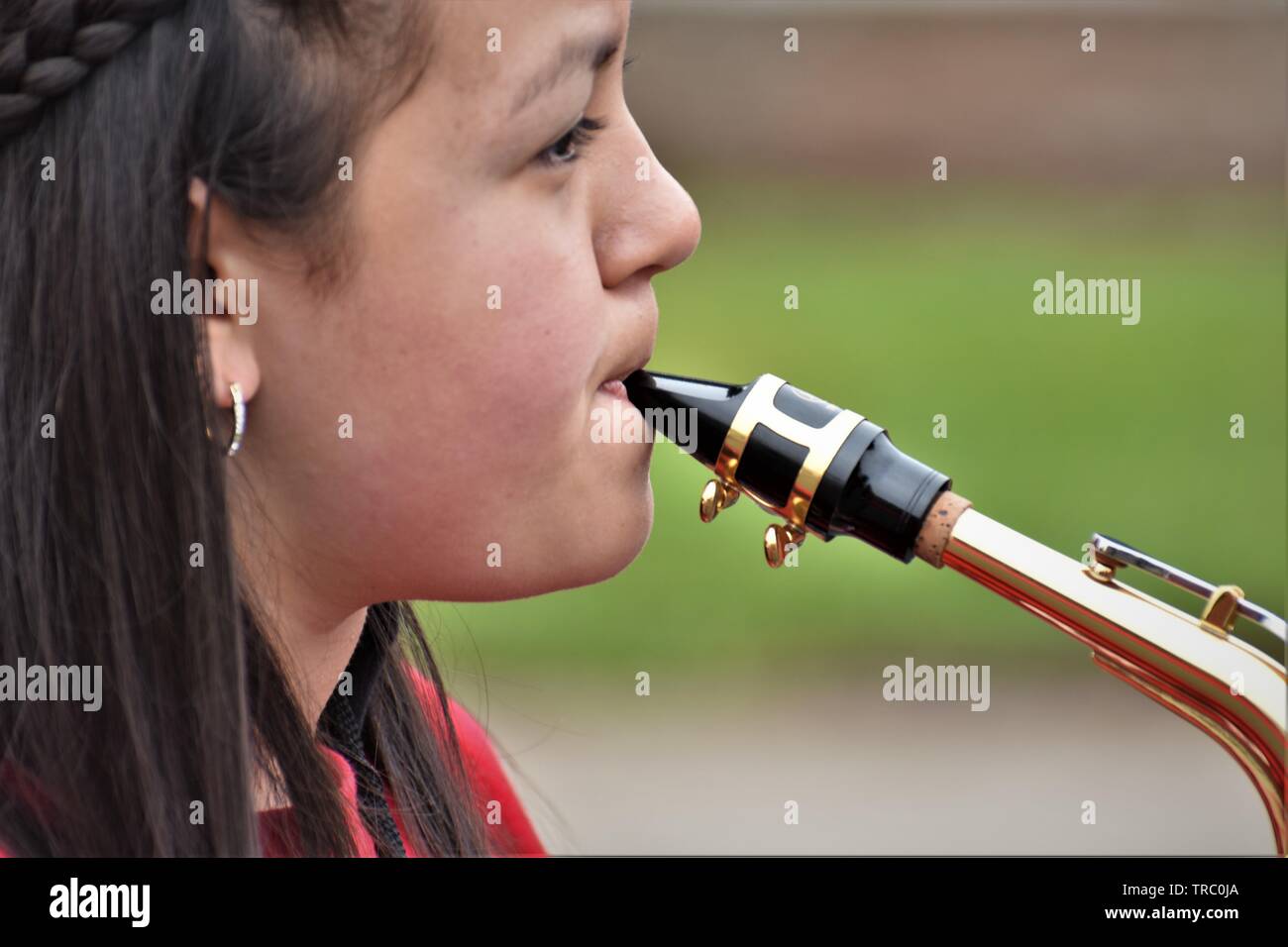 Kids parade instruments hi-res stock photography and images - Alamy